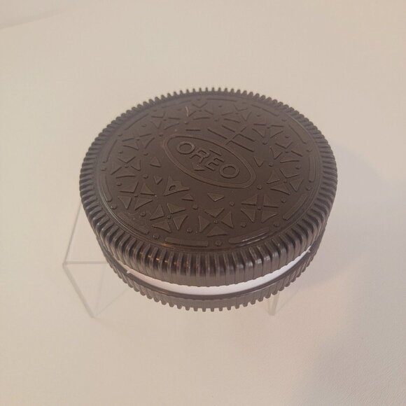 Nabisco | Kitchen | Vintage Nabisco Oreo Cookie Shaped Container Holder ...
